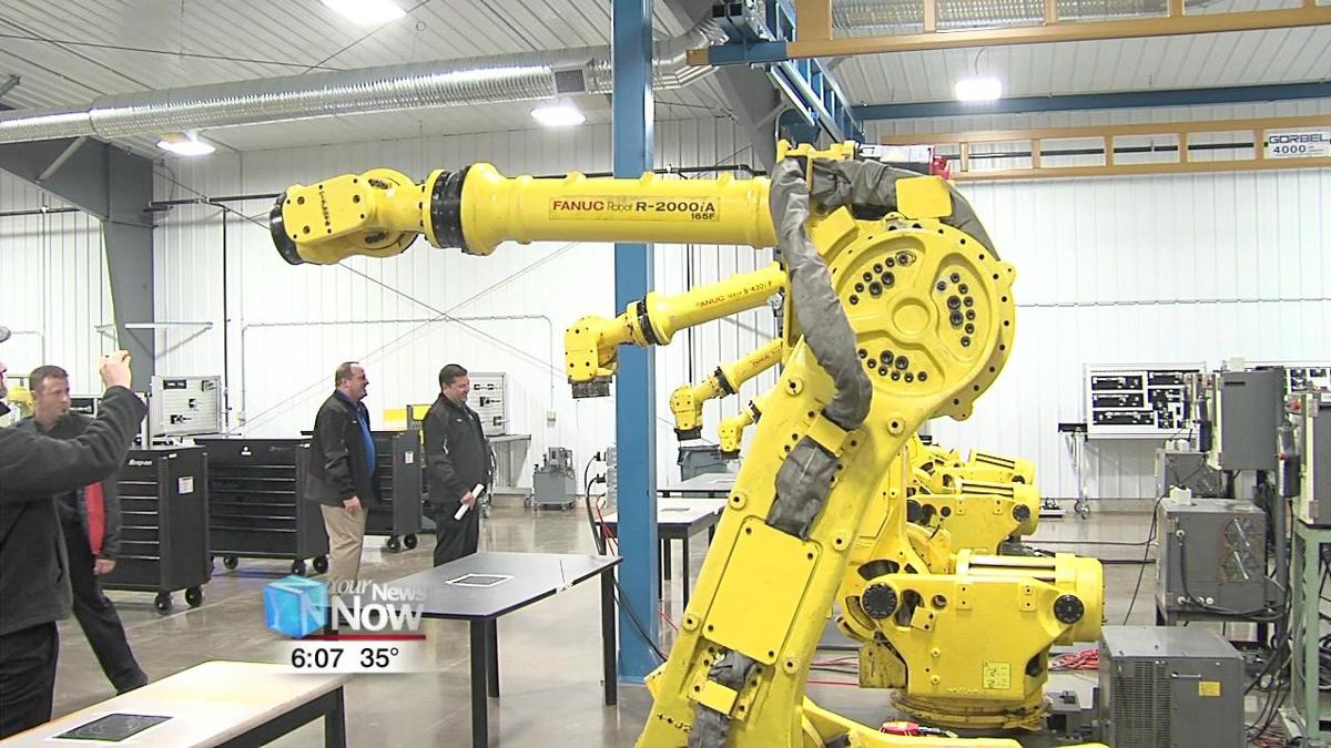 PPG gifts grant to UNOH Robotics and Automation Division | News ...