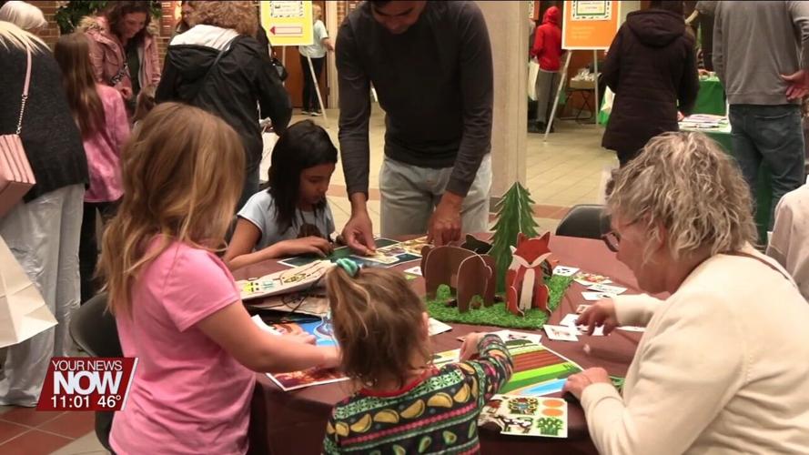 University of Findlay's Mazza Museum teaches kids about animals and ...