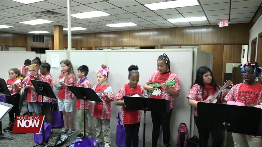 Heritage Elementary Ukulele Band visits several businesses to perform ...