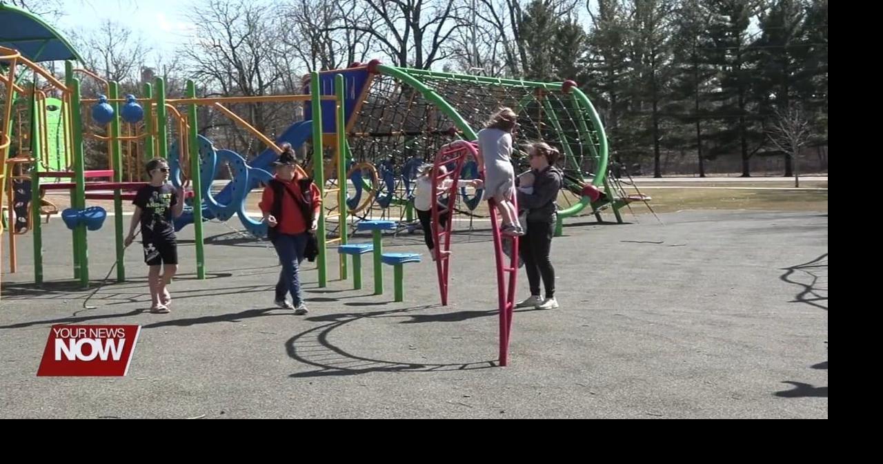 Warm temperatures bring families to Faurot Park for early spring fun ...