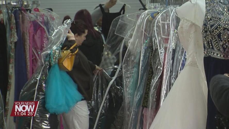 Diva's Den helping girls get ready for prom | News | hometownstations.com