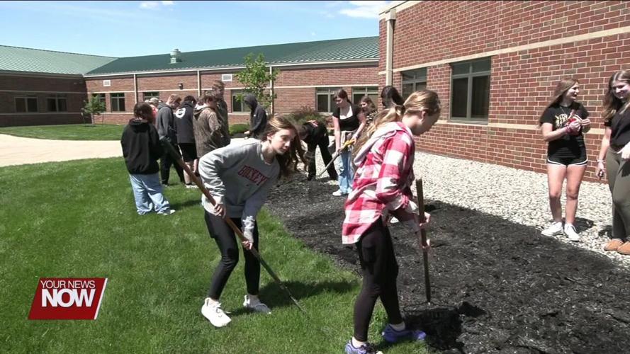 Fort Jennings students get hands-on while learning about the history ...