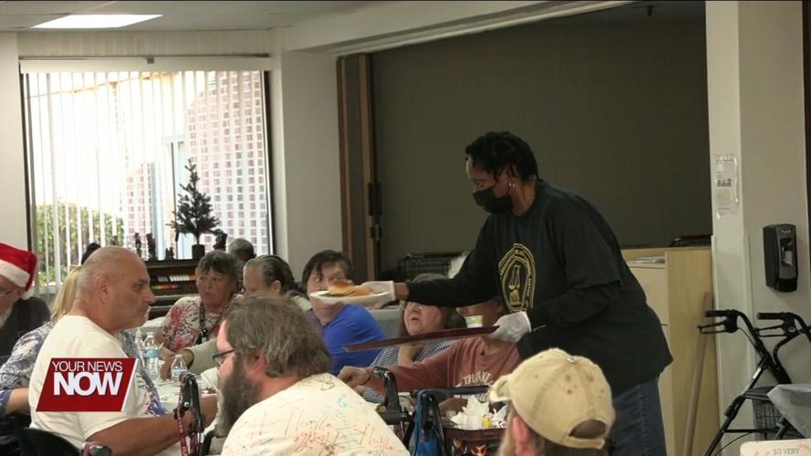 Derry Glenn hosts annual Thanksgiving dinner at Lima Towers | News ...