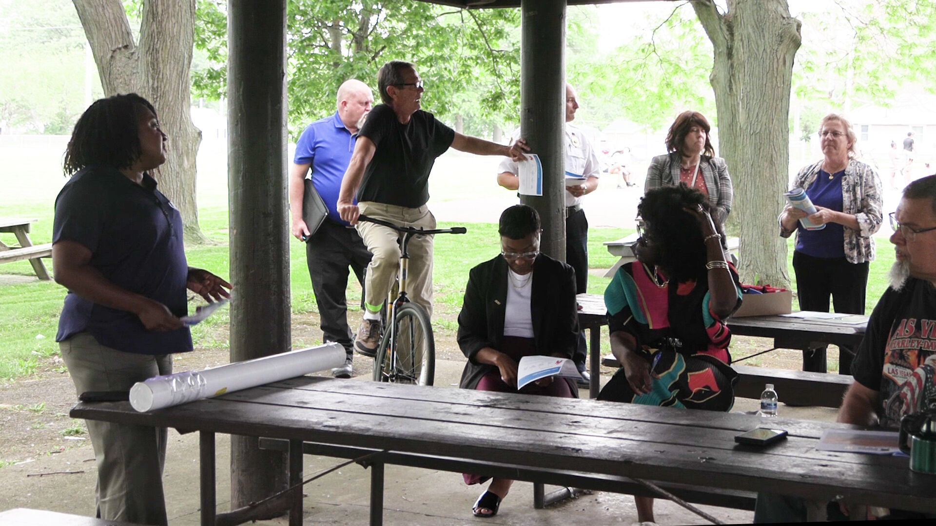 Mayor Smith and staff hears residents’ praise and concerns during ...