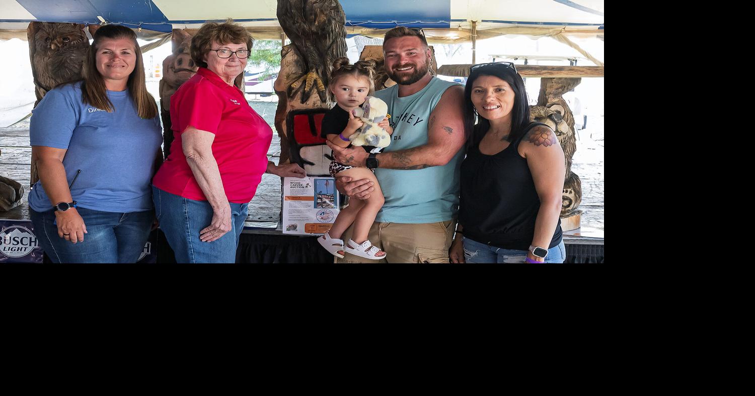 Van Wert County Fair wood carver auction raises funds for local non ...