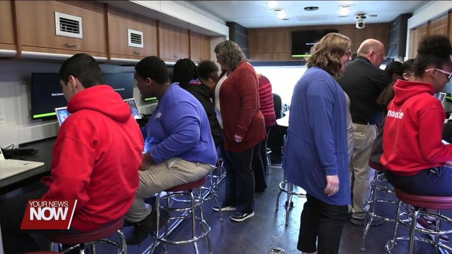 Rhodes State Mobile Lab fascinates Heir Force students with high-tech ...