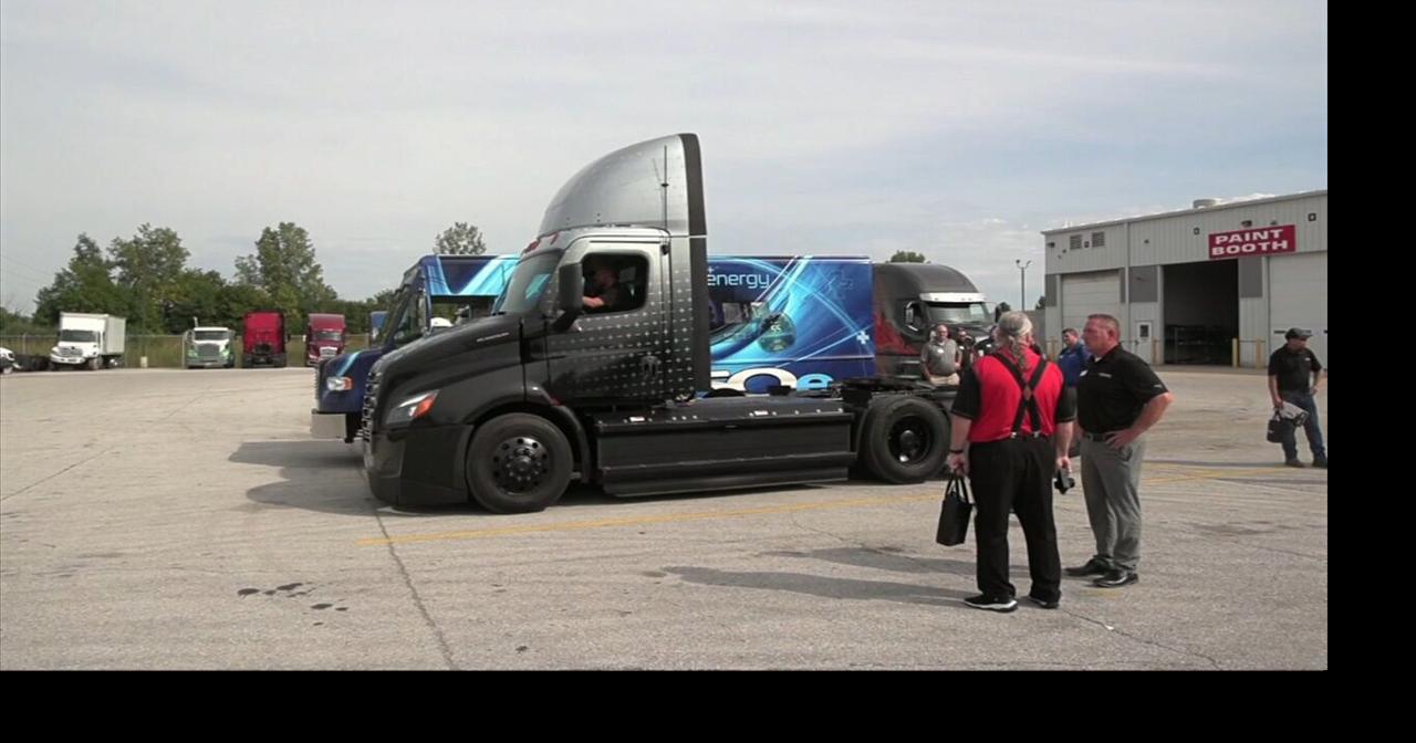 The Trucks of the Future Unveiled for E-Mobility Day at Stoops Freightliner- Lima | News ...