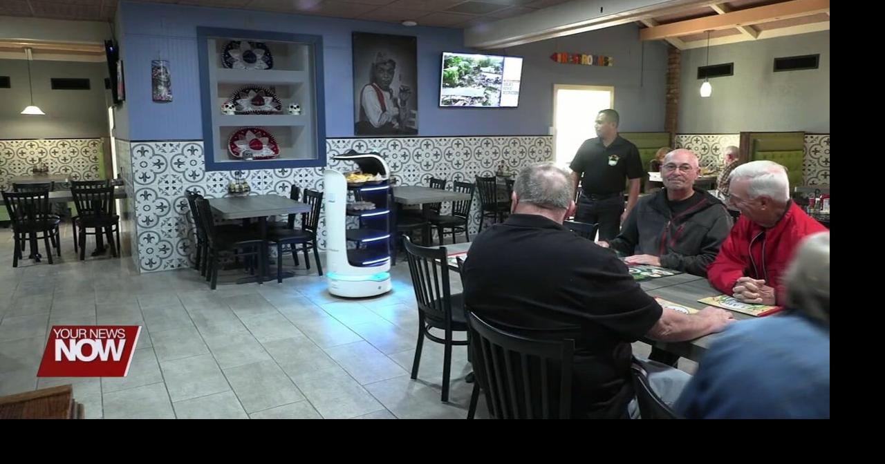 Mexican restaurant in Lima entertains and serves guests with unique ...