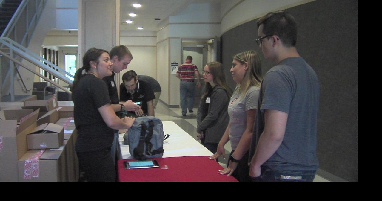 Ohio State Lima gives incoming students new iPads | News ...