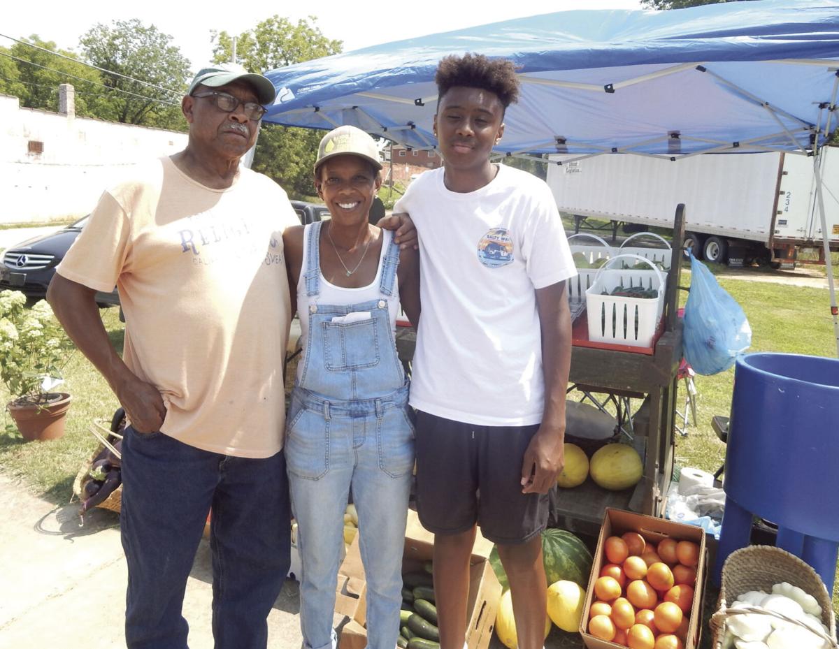 Family Farmers Market opens in food desert | News | hpenews.com