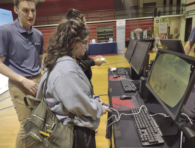 Games help point kids to aviation careers | News | hpenews.com