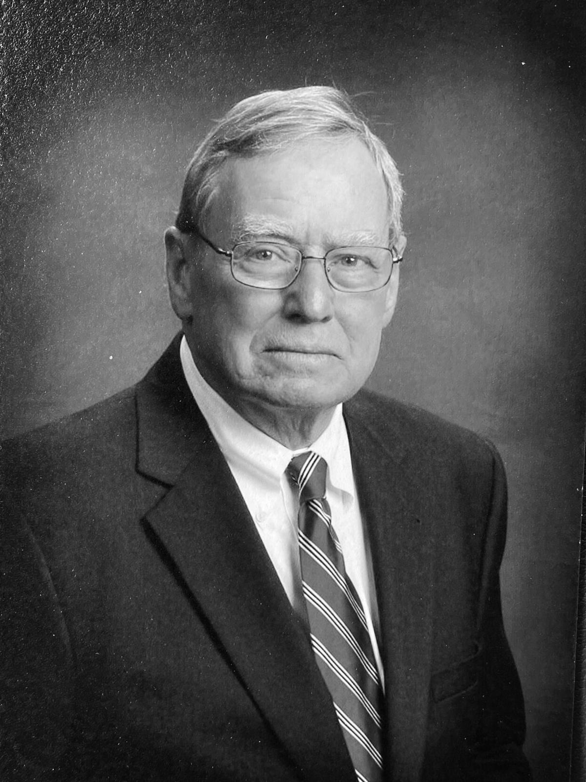 Robert Edwin Bass DDS | Obituaries | hpenews.com