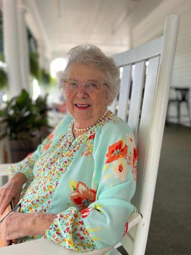 Ruth Gray Wheliss | Obituaries | hpenews.com