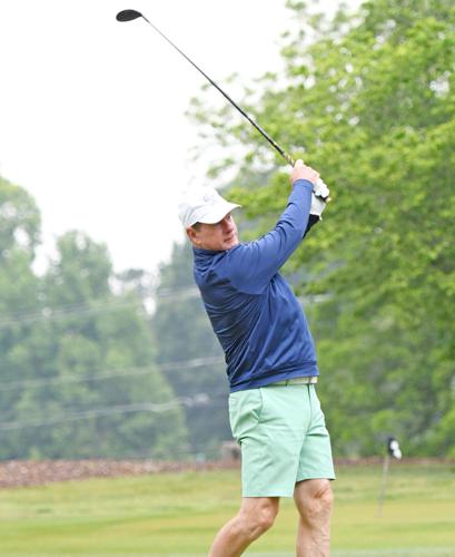 Cloninger leads senior am by two | Newsletters | hpenews.com