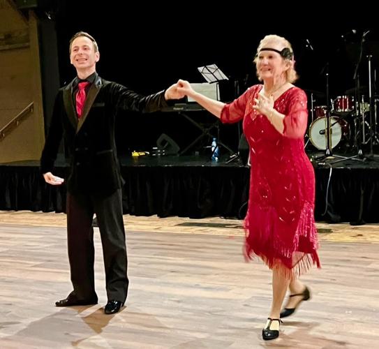 Flappers and boas and beads, oh my! | Life | hpenews.com