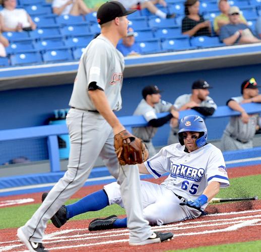 Rockers ground Ducks, move into first | Sports | hpenews.com