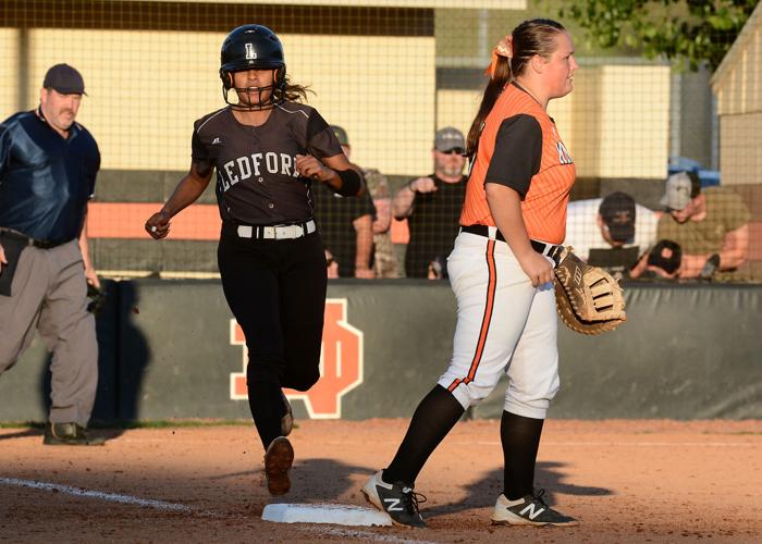 Photo gallery: Ledford vs. North Davidson softball | Archives | hpenews.com