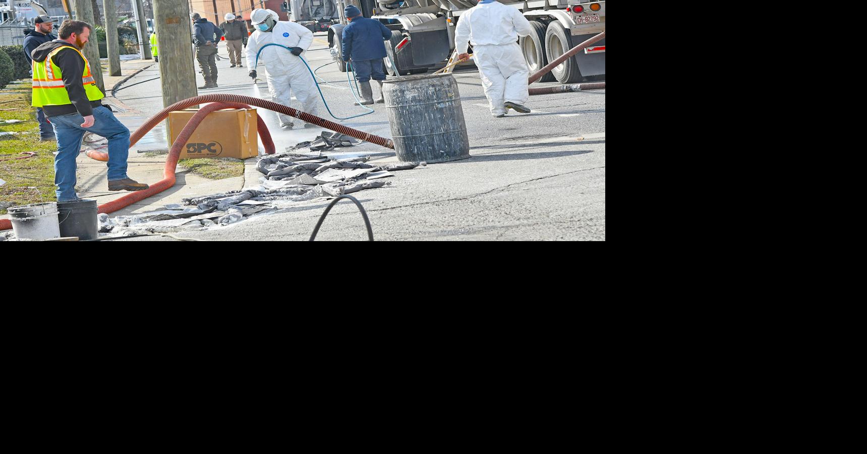 Crews clean up large paint spill | News | hpenews.com