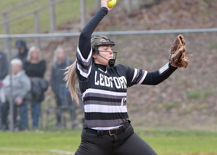 Oak Grove softball rocks rival Ledford | Sports | hpenews.com