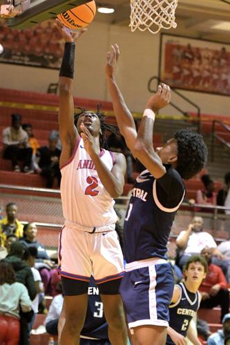 Red Raiders outlast rival Bison | Sports | hpenews.com