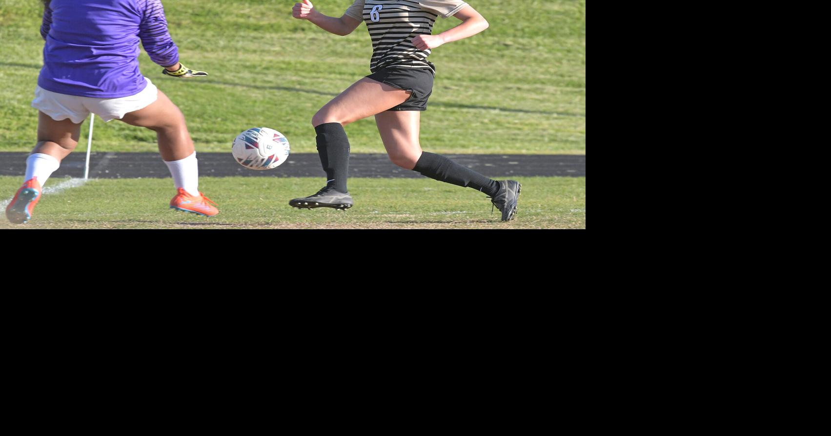 East soccer races past North Rowan | Newsletters | hpenews.com