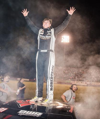 Robertson the youngest to win Sportsman Series | News | hpenews.com