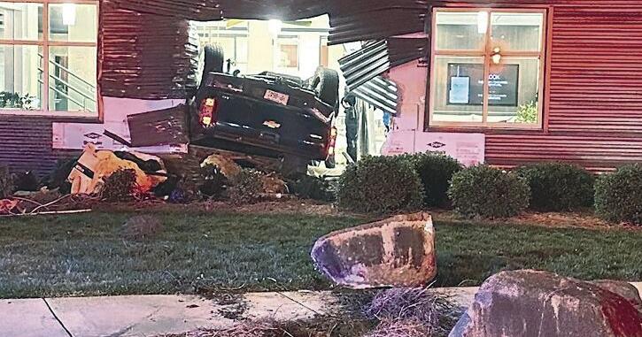 Man dies in crash into building | Archdale Trinity News | hpenews.com