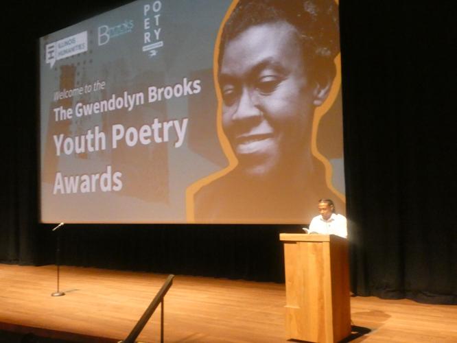 This week in photos: Hip-hop, Gwendolyn Brooks and the Bears | Evening ...