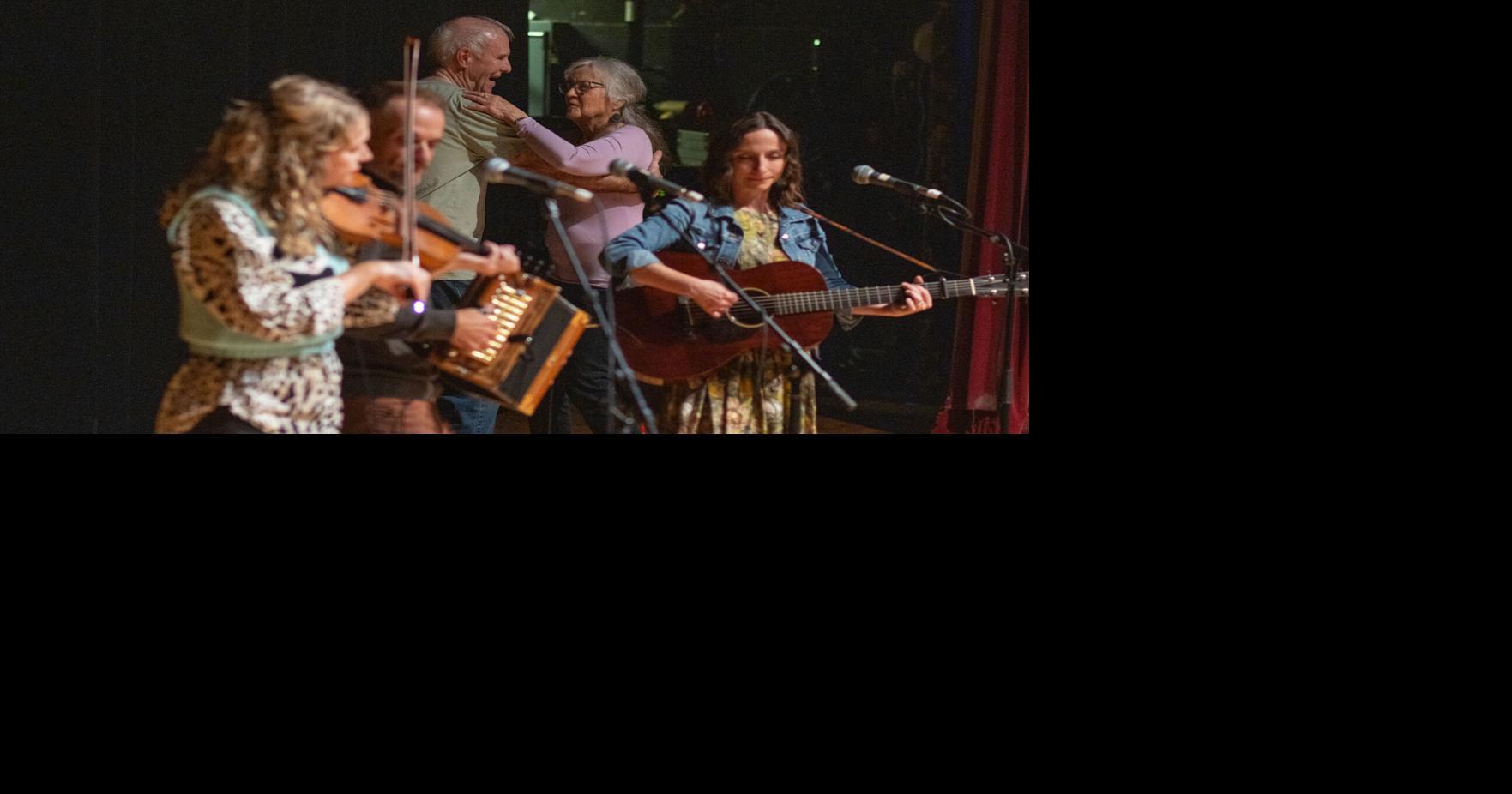 In photos: The 65th Annual Folk Festival | Evening Digest | hpherald.com