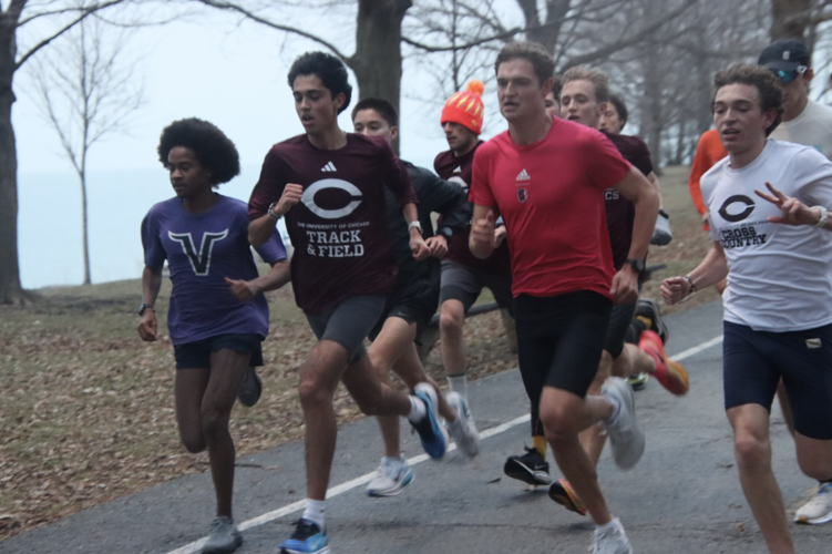 This week in photos: plays, joggers and a car fire | Evening Digest ...