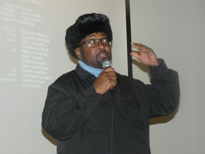 This week in photos: Holly-Day, Kwanzaa and Fred Hampton's birthday ...