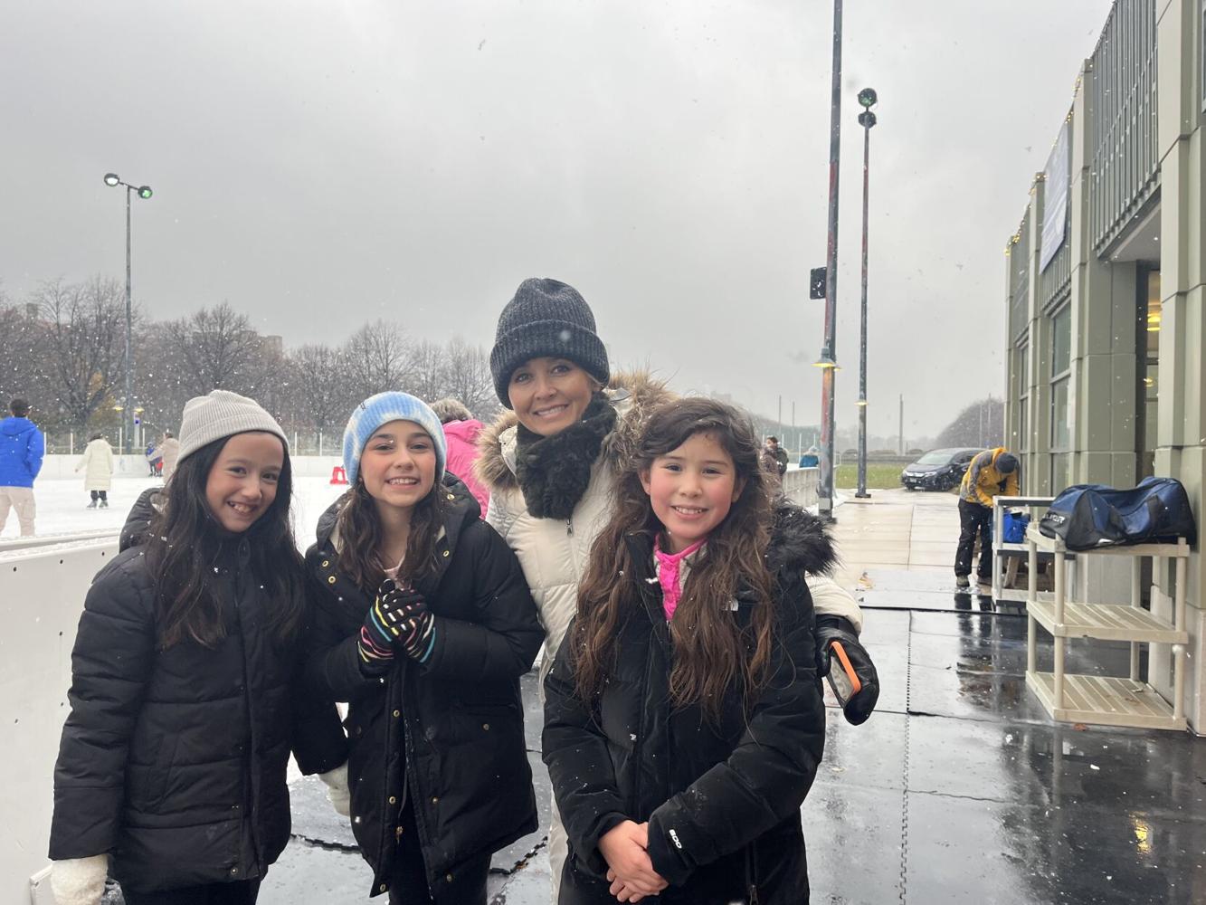 Midway Plaisance Ice Rink opens for season | Evening Digest | hpherald.com