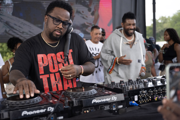 Chosen Few bring house and harmony to Jackson Park | Evening Digest ...