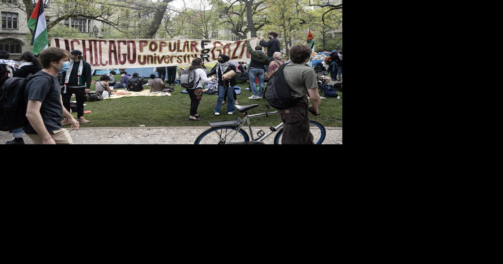U. of C. students set up campus encampment for Palestine | Evening ...