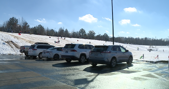 Snow fans hit the hills near the ball park | Local News | hub.wbbjtv.com