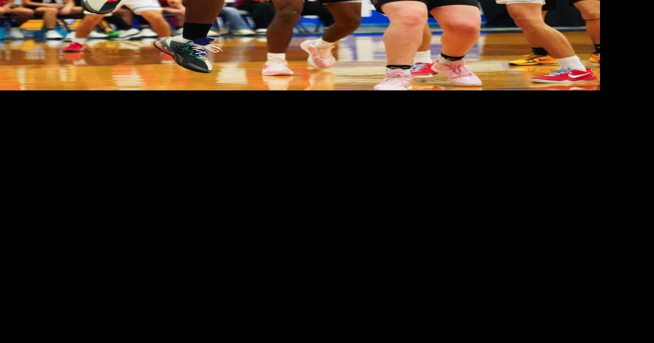 BOYS BASKETBALL | Monterey-Levelland photo gallery | Monterey ...