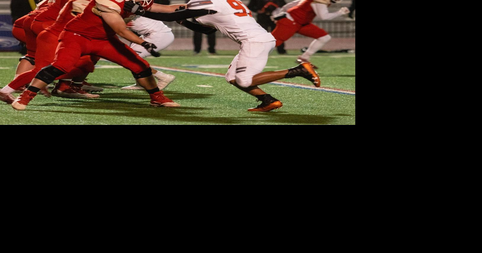FOOTBALL | Caprock-Coronado photo gallery | Coronado | hubcitypreps.com