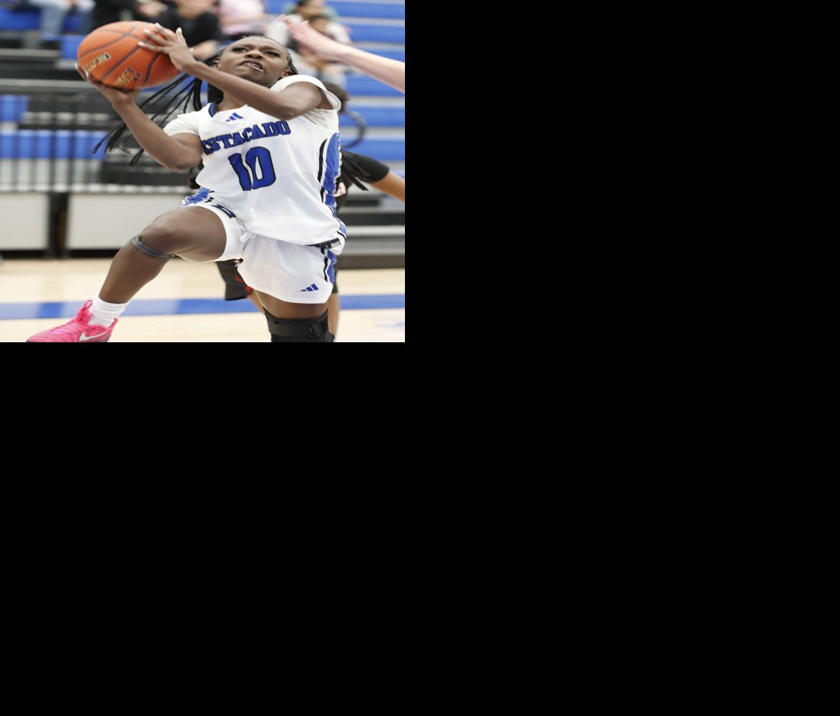 Matador Fan Zone ~ Basketball coach Jay January, Aaleigha Hennings ...