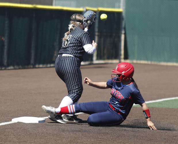 SOFTBALL | Monterey at LCP photo gallery | Softball | hubcitypreps.com