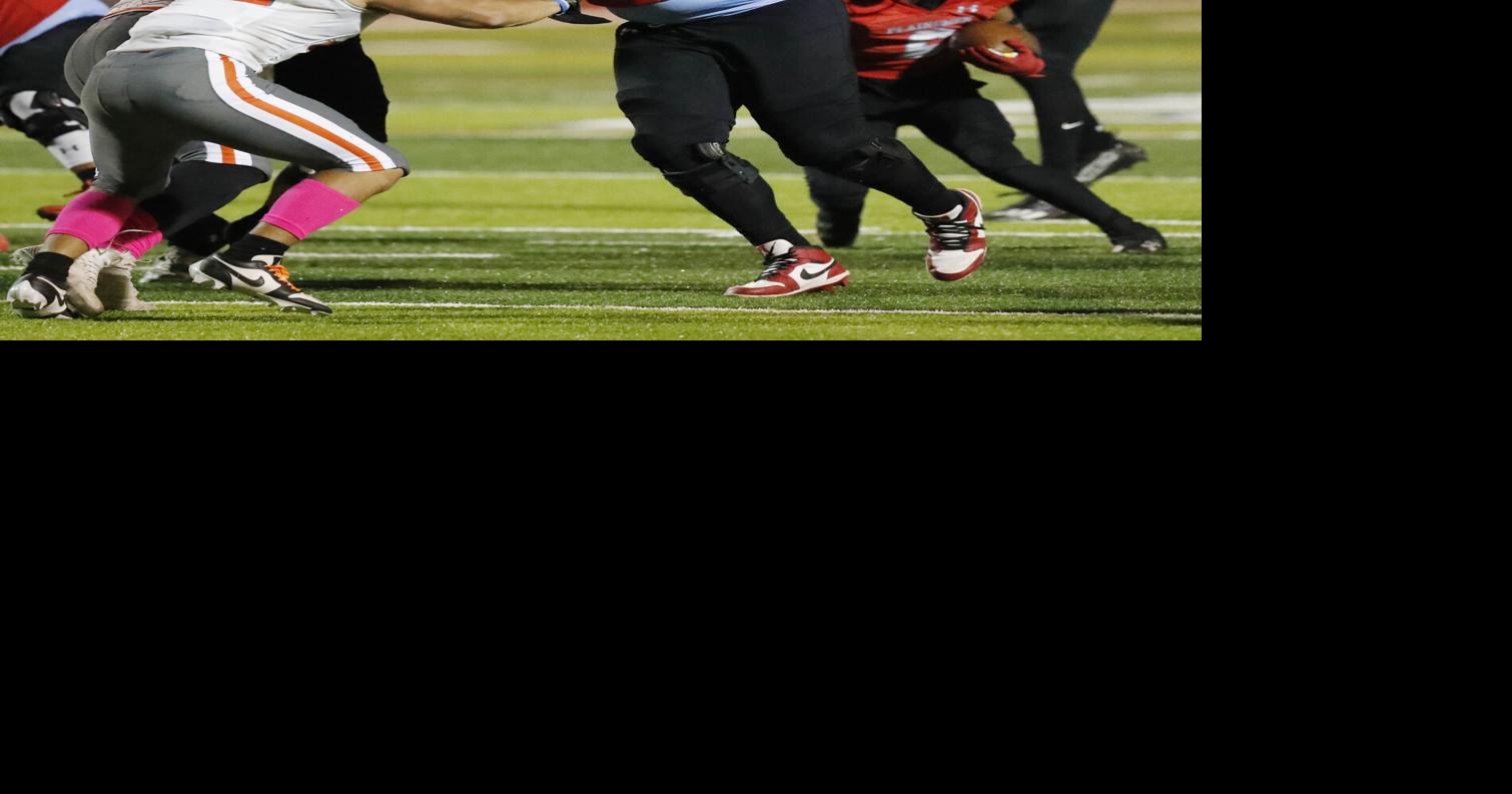 FOOTBALL | Caprock at Monterey photo gallery | Monterey | hubcitypreps.com