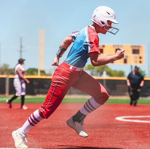 SOFTBALL | Monterey-Caprock photo gallery | Monterey | hubcitypreps.com