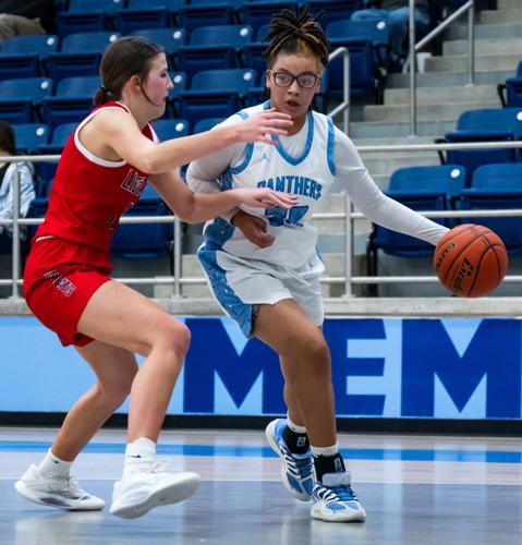 GIRLS BASKETBALL | Memorial sticks to the script, makes plays at key ...
