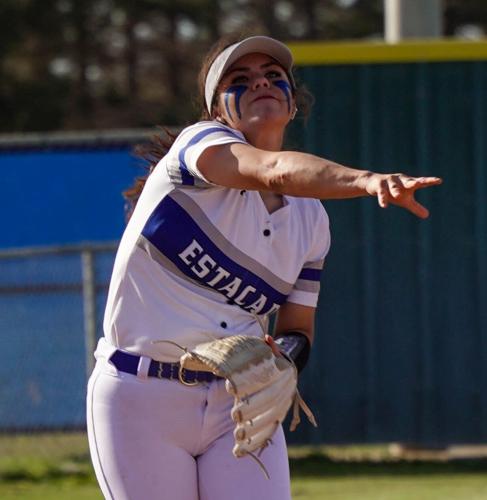 SOFTBALL | Sweetwater-Estacado photo gallery | Estacado | hubcitypreps.com