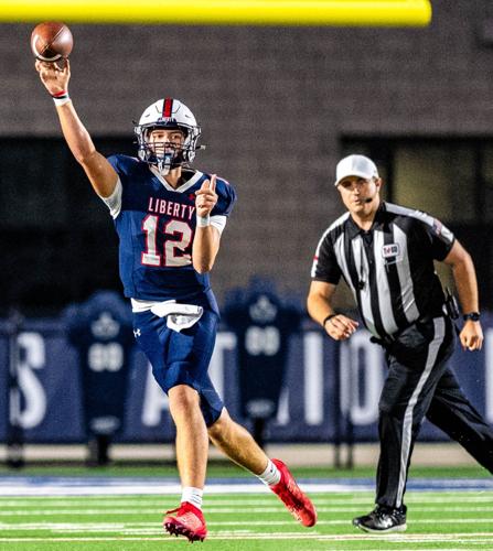 FOOTBALL | Estacado at Liberty photo gallery | Football | hubcitypreps.com