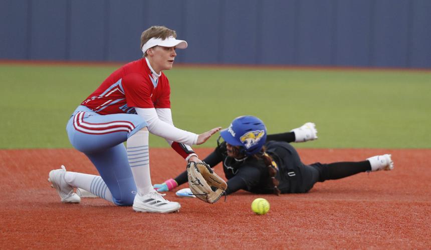 SOFTBALL | Clark & Roberts set the tone for Tigers, fuel a complete 8-2 ...