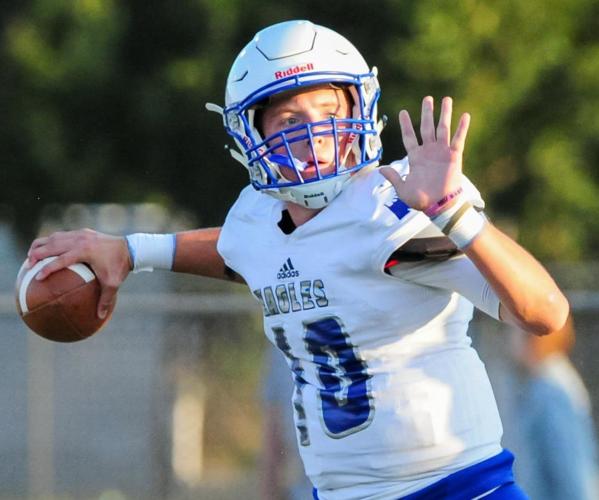 FOOTBALL | Eagles keep soaring, club Hale Center 45-0 | Lubbock ...