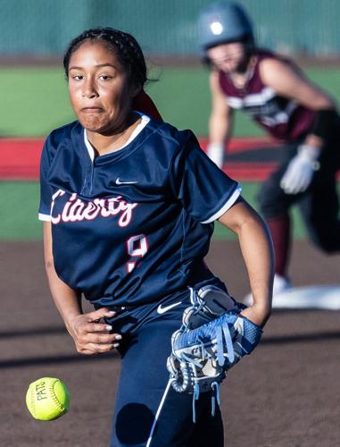 SOFTBALL | Abernathy at Liberty photo gallery | Liberty | hubcitypreps.com