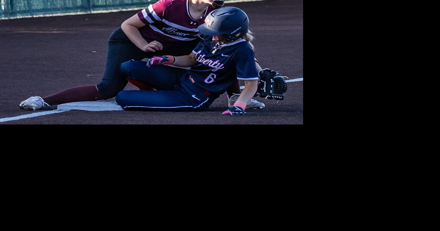 SOFTBALL | Abernathy at Liberty photo gallery | Liberty | hubcitypreps.com