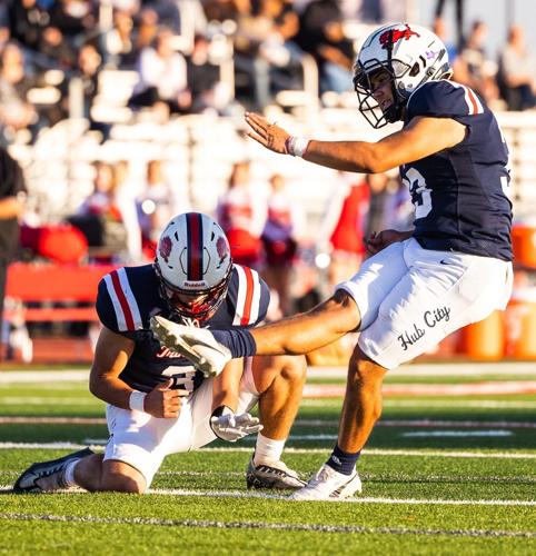 FOOTBALL | Week 11 photo galleries | Football | hubcitypreps.com