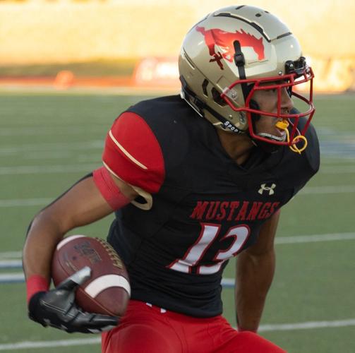FOOTBALL | Caprock at Coronado photo gallery | Coronado | hubcitypreps.com